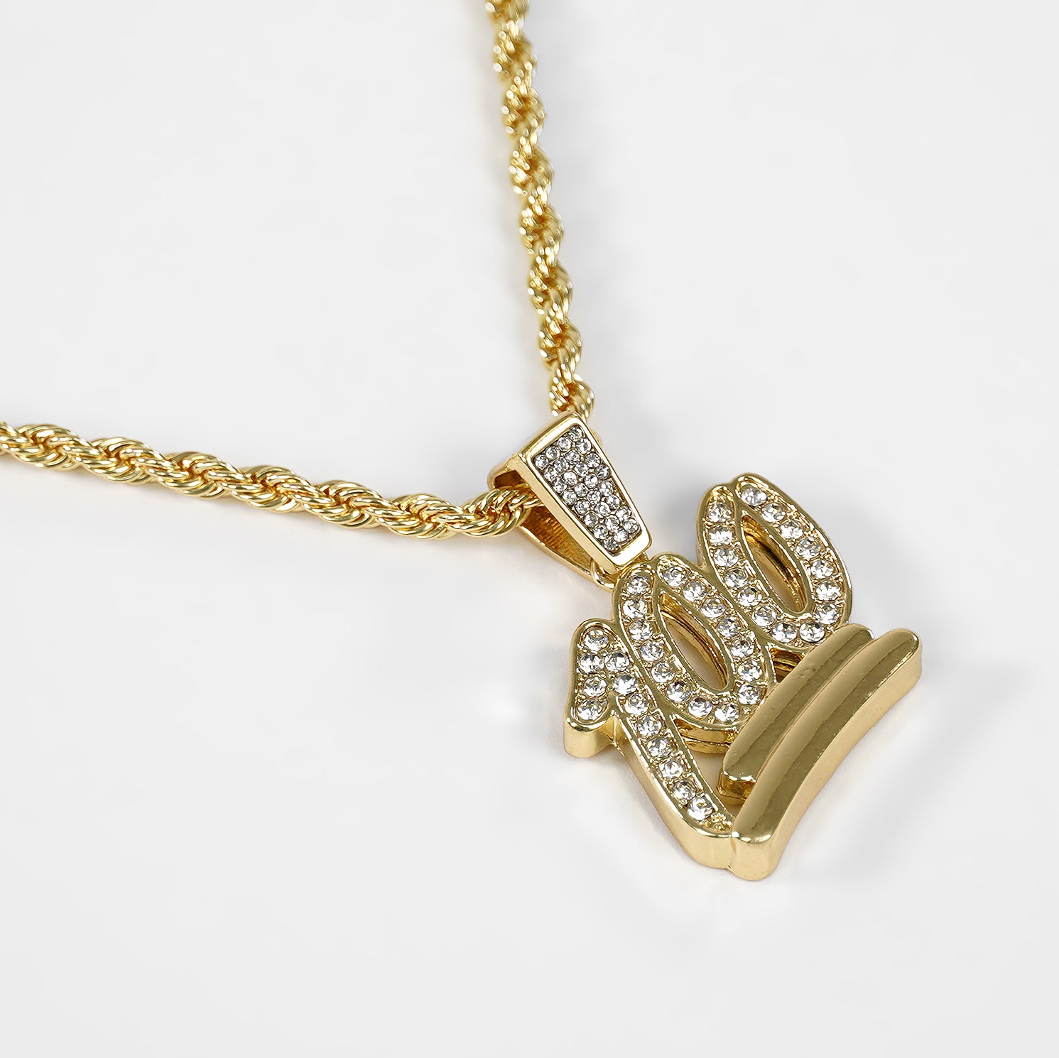 Iced Out 100 Emoticon Pendant with 3mm Rope Chain – SLEEFS